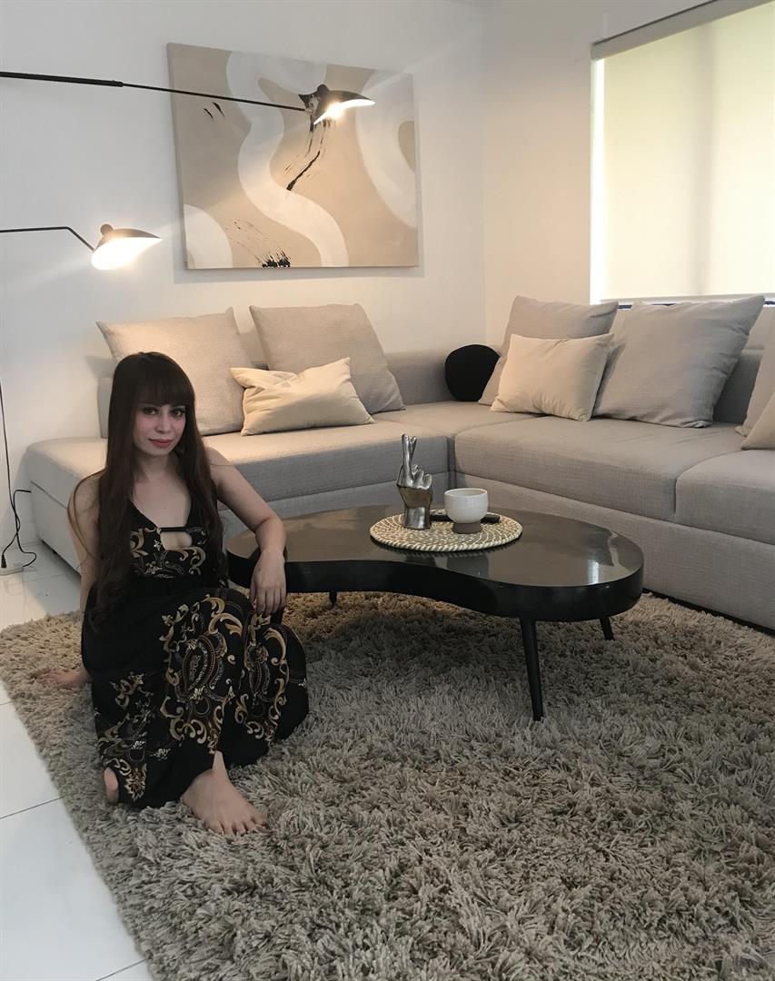 jenalie.parilla - simple.,and friendly