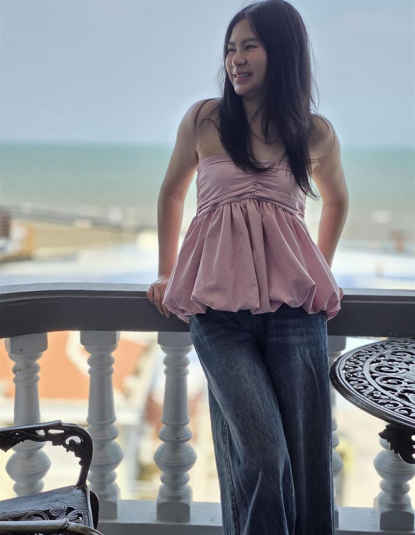 Arissara - I'm looking for meaningful and serious relationship with some one who share similar li...