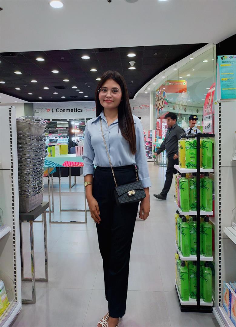 Elleee - You don't meet people by accident, there's always a reason; a ...